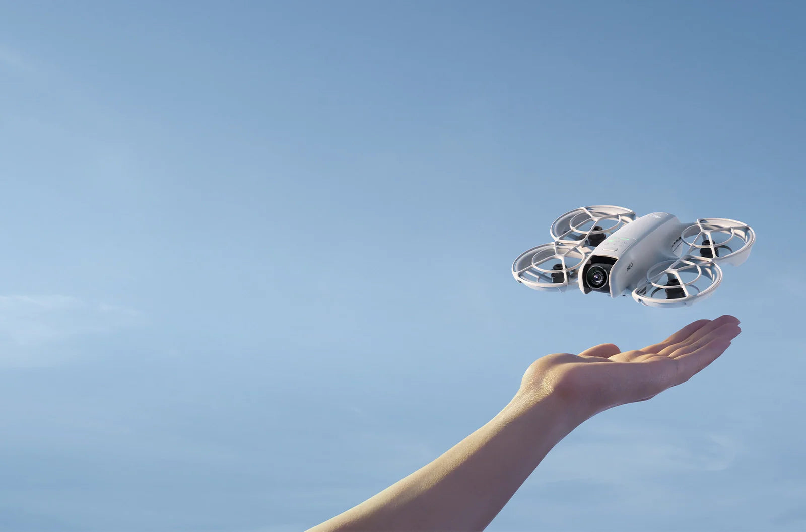 DJI Neo vs DJI Avata 2: Comparison – DJI Hasselblad